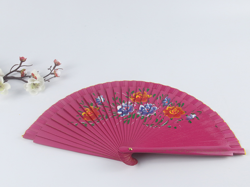 What Makes Chinese Hand Fans Special?